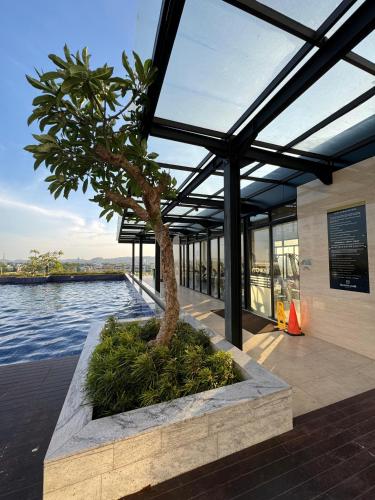 Pollux High Rise Apartments At Batam Center With Netflix By Mesa - Batam