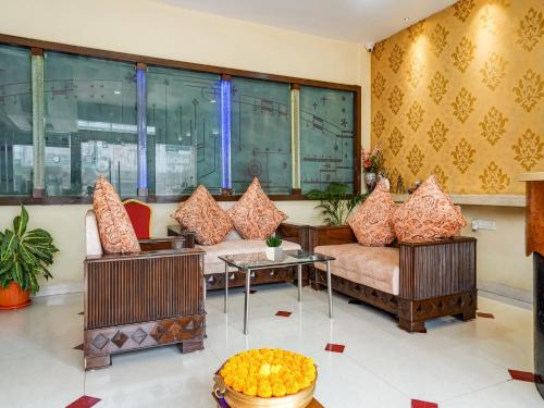 10 Top Hotels in Eluru | Places to Stay w/ 24/7 Friendly Customer Service