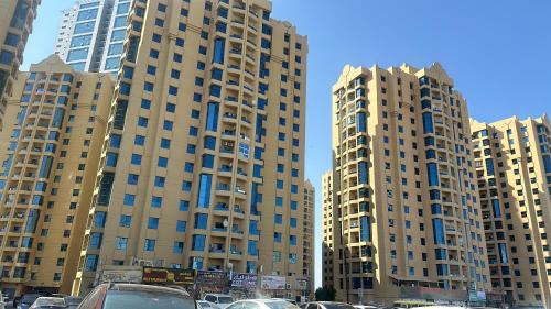 Tranquil Haven:king Bed, Ensuite, Master Bedroom - Ajman