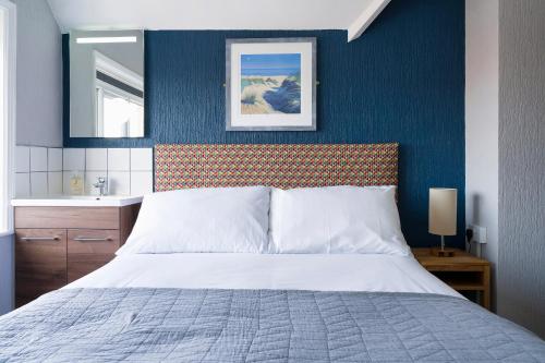 Sandcliff Guest House - Cromer, United Kingdom - Updated 2026: Prices ...
