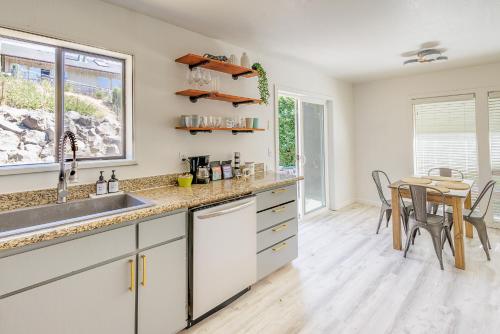 Lakeview Haven House - Klamath Falls, OR