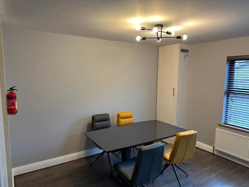 Cosy Room - Shannon