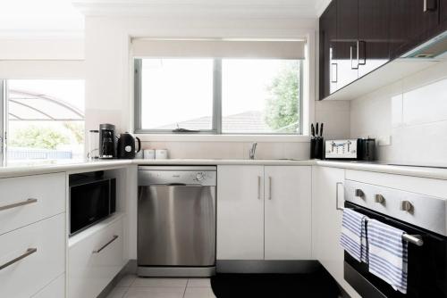 Comfortable Home 10 Minutes From Town - Wifi And Garage - Launceston