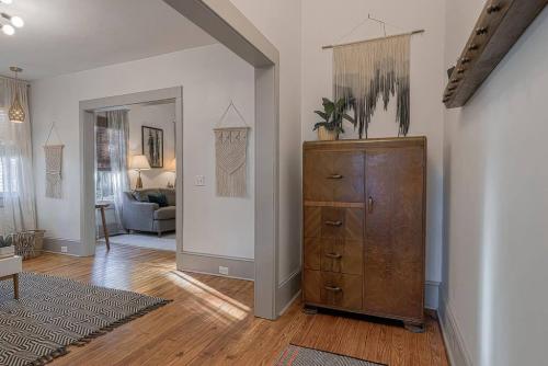 Queen Anne Eclectic Apartment - Columbia, SC