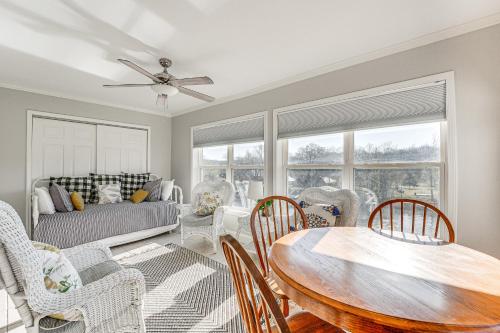 Marina Views & Cozy Sunroom: Condo In Branson! - Branson, MO