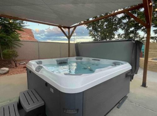 Pet-friendly Basecamp | Hot Tub | Kanab & Zion - Kanab, UT
