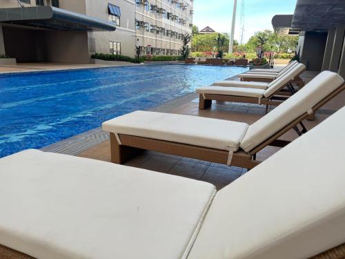 Smdc Green 2 Staycation, The Traditional & Modern Fusion Condo - Dasmariñas