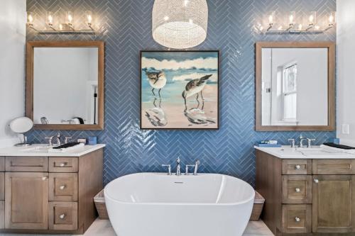 Taj Duval, Sleeps 14, Pool, Lux - Jacksonville Beach, FL