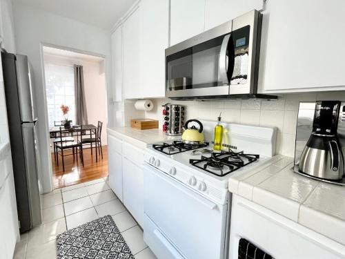 2 Bedroom - Ocean View Hot Tub Parking - 8 Guest - San Diego, CA