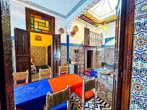 Hostel Speakeasy Fes - 페스