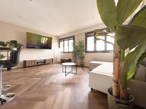 Le Jardin Des Plantes - Gare de Nantes