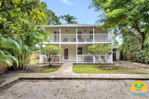 Casa Del Rio 4 Bed 2 Bath Next To River 1826 - マイアミ