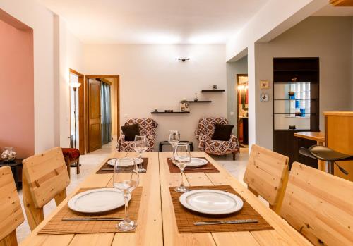 Big Spacious Apartment In The Heart Of The City! - Chania