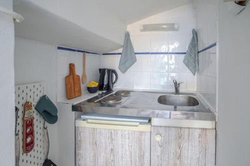 Studio Sous Les Toits Tres Bien Place Et Climatise - Montpellier