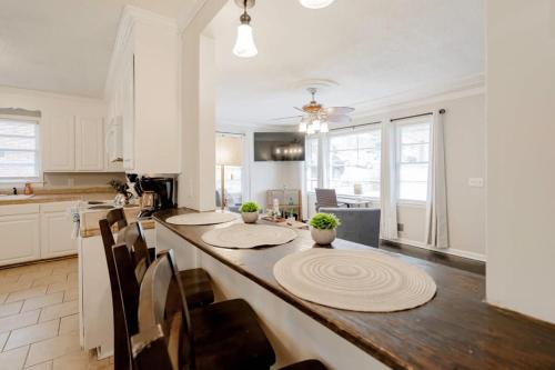 10 Min From Downtown Columbia - The Ronnie Runner - Columbia, SC