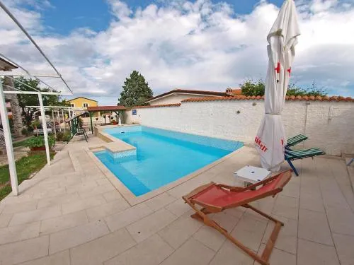 From €28 - Ferienwohnung für 2 Personen ca 25 qm in Fažana-Surida ...