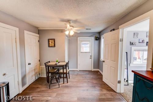 *H* New! Downtown Cottage Newly Renovated! * - Colorado Springs, CO