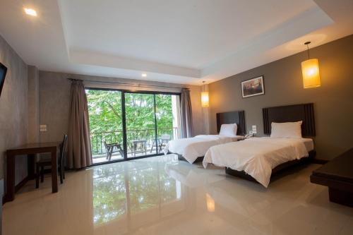 11 Best Hotels in Chumphon, Thailand