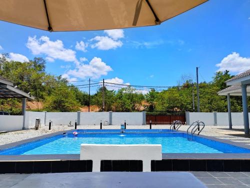 Kvaloya Homestay Private Swimming Pool - Gurun