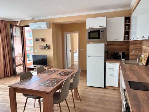Апартаменти Bella Deluxe - Nessebar