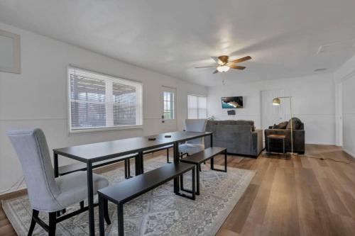 Housepitality - West Side Lodge - 6 Br 2 Ba - Hilliard, OH