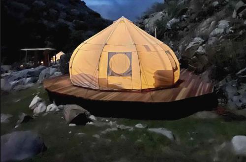 Paradise Ranch Inn - Lucky Tent - California