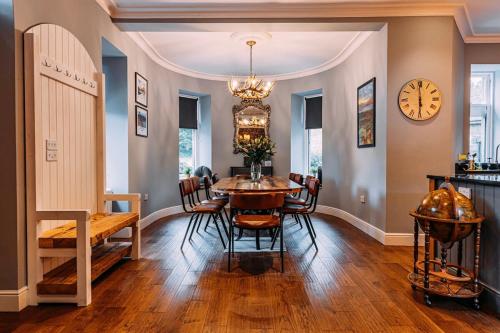 Stylish Loch Lomond Lodge In Stunning Surroundings - Balloch