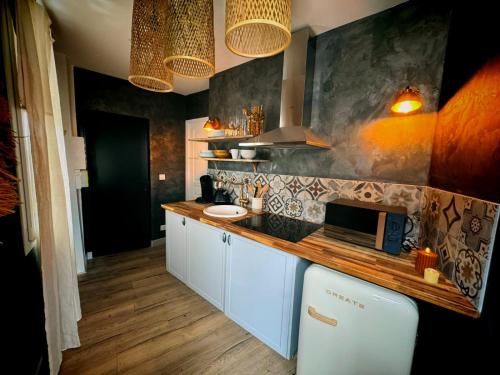 Duplex Safari Jusqu'a 4 Personnes, Spa, Cinema Et Lit Sous Les Arbres, Day Use, 10 Min Centre - Amiens