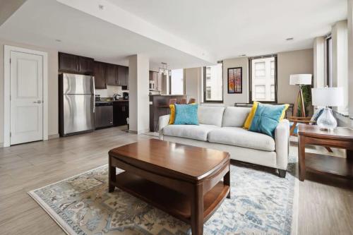 2br Downtown Luxury Getaway - Detroit, MI