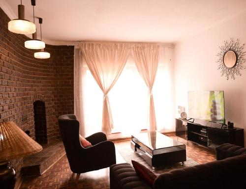 Converge Exquisite Lodge - Johannesburg