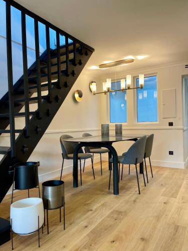 Alfred Suites -Apparthôtel Dijon-centre Historique - Dijon