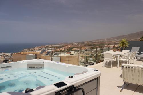 Azure Sky Villa - Panoramic Ocean View, Luxury, San Eugenio - Costa Adeje