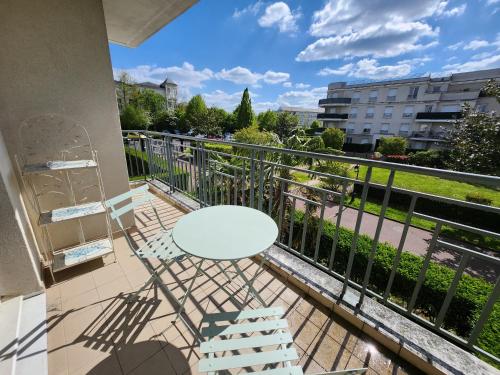 Cozy Apartment, Balcon, Parking, 5' Disneyland - Montévrain