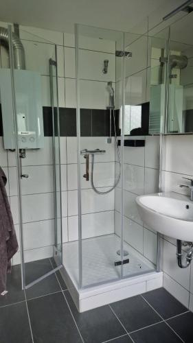 Zentrale, Ruhige Ferienwohnung Am Bergmannsheil Kh Wlan & Self-check-in - Bochum