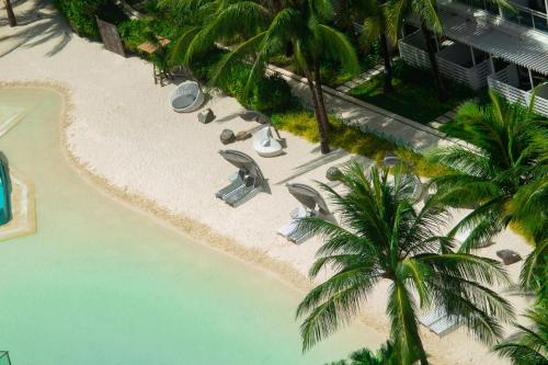 Cozy Chic Condotel Azure Urban Resort Residences Deals & Reviews ...