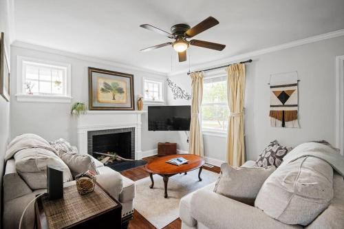 Private House + Yard Central Location To All Rva - Richmond, VA
