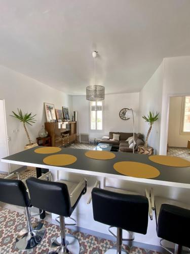 Grand Appartement En Centre Ville Avec Terrasse - Perpignan
