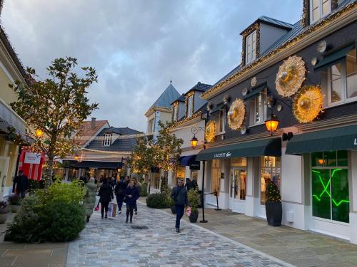 Jade Apart Bussy Centre Disney 10min - Bussy-Saint-Georges