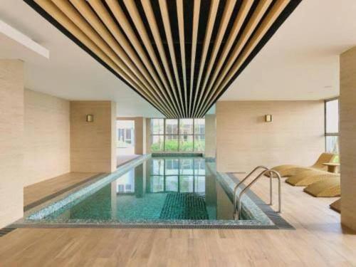 Gold Coast Pik | 1 Br |Netflix | Sofa Bed |London - Jakarta