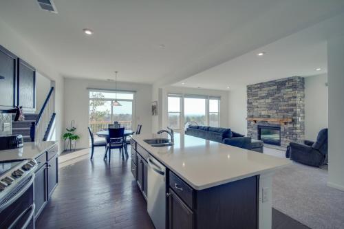Modern Canton Home: 10 Mi To Lake Allatoona! - カントン, GA