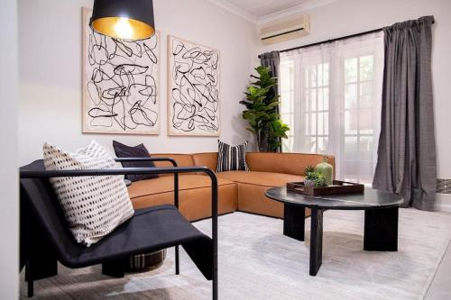 Stunning Northbridge Townhouse W Off St Parking - Kings Park and Botanic Garden, Perth