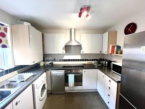 Tm - Modern 1 Bed Parking And Garden - Stratford-upon-Avon