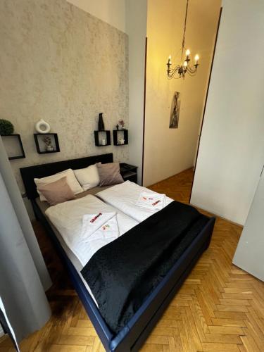 Spring Roses Downtown Boutique Hotel 2 - Budapest