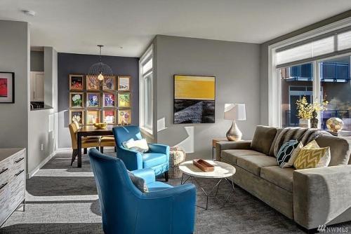 Dt Designer's 2br Condo Parking Tub Pool - 99 Walk Score - Seattle, WA