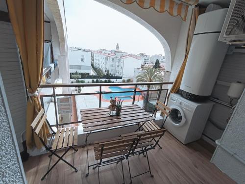 Apartamento Nuevo En Calella Totalmente Reformado Con Parking Privado - Calella