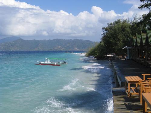 Suri Bungalows - Gili Islands
