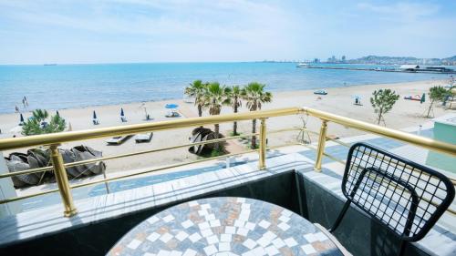 Azure Sea View Apartments - Durrës