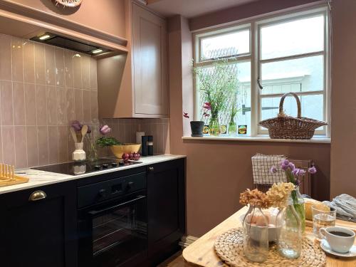 Cute Georgian Cottage, Central, Newly Renovated - Bath