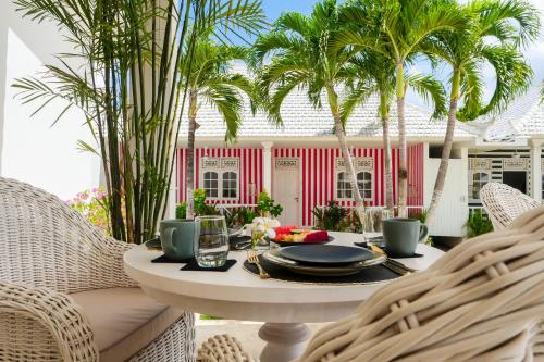 Ria Uluwatu, Tropical Chic Hotel - Uluwatu