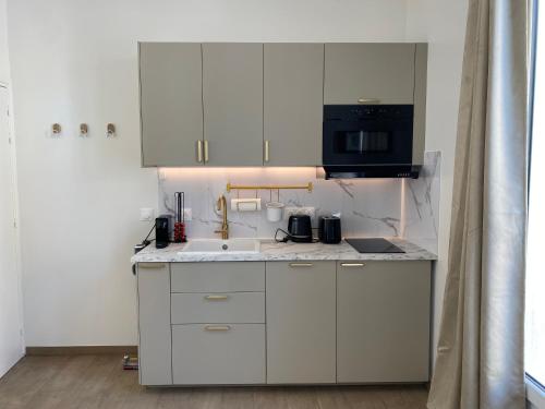 Appartement Moderne Climatise Monaco Vue Mer - Cap-d'Ail